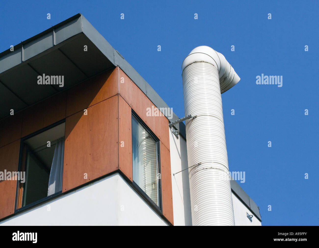Building top ac hi-res stock photography and images - Alamy