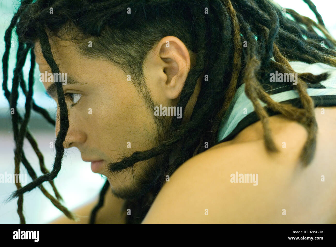Portrait mixed race man dreadlocks hi-res stock photography and images ...