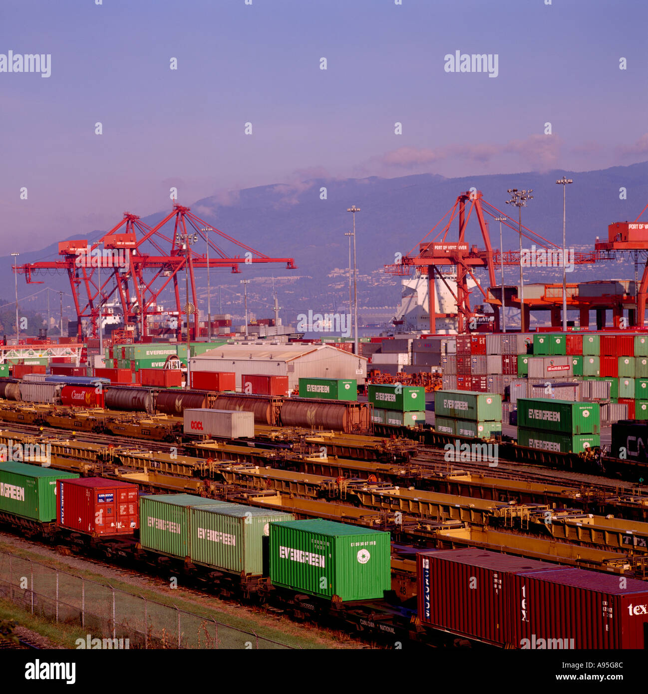 Freight terminal waterfront train hi-res stock photography and images ...