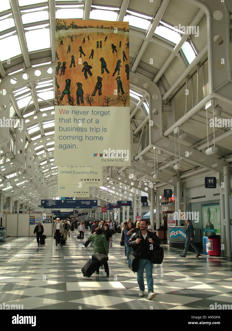 Chicago and north western terminal hi-res stock photography and images ...