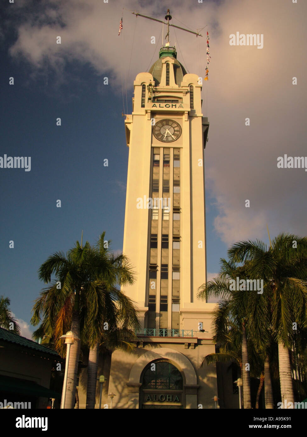 Fort honolulu hi-res stock photography and images - Alamy