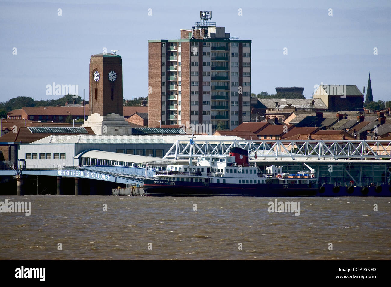 Seacombe ferry terminal hi-res stock photography and images - Alamy