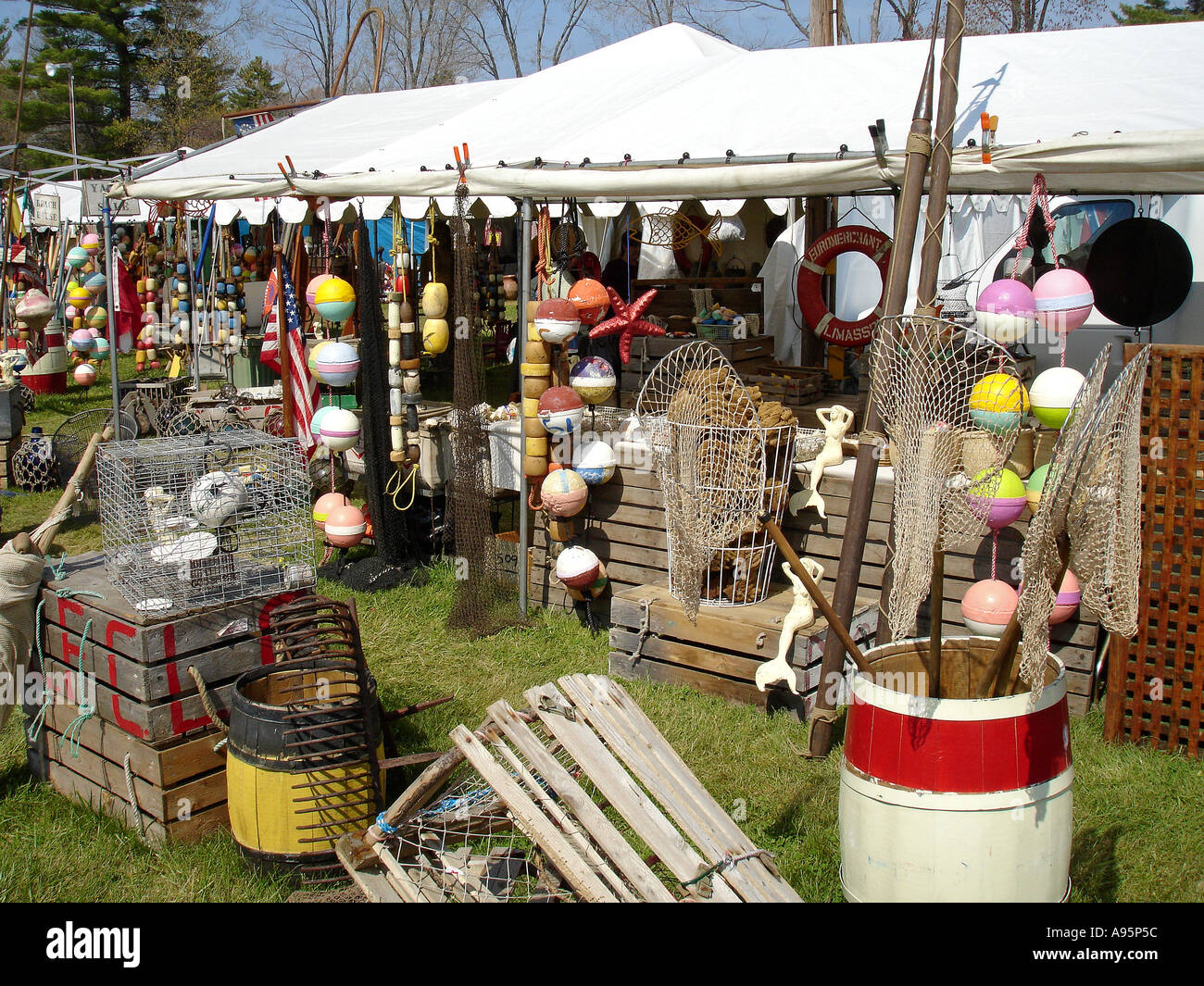 Brimfield antique flea market hi-res stock photography and images - Alamy