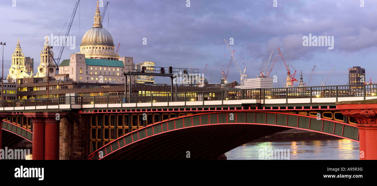 Thames gateway development hi-res stock photography and images - Alamy