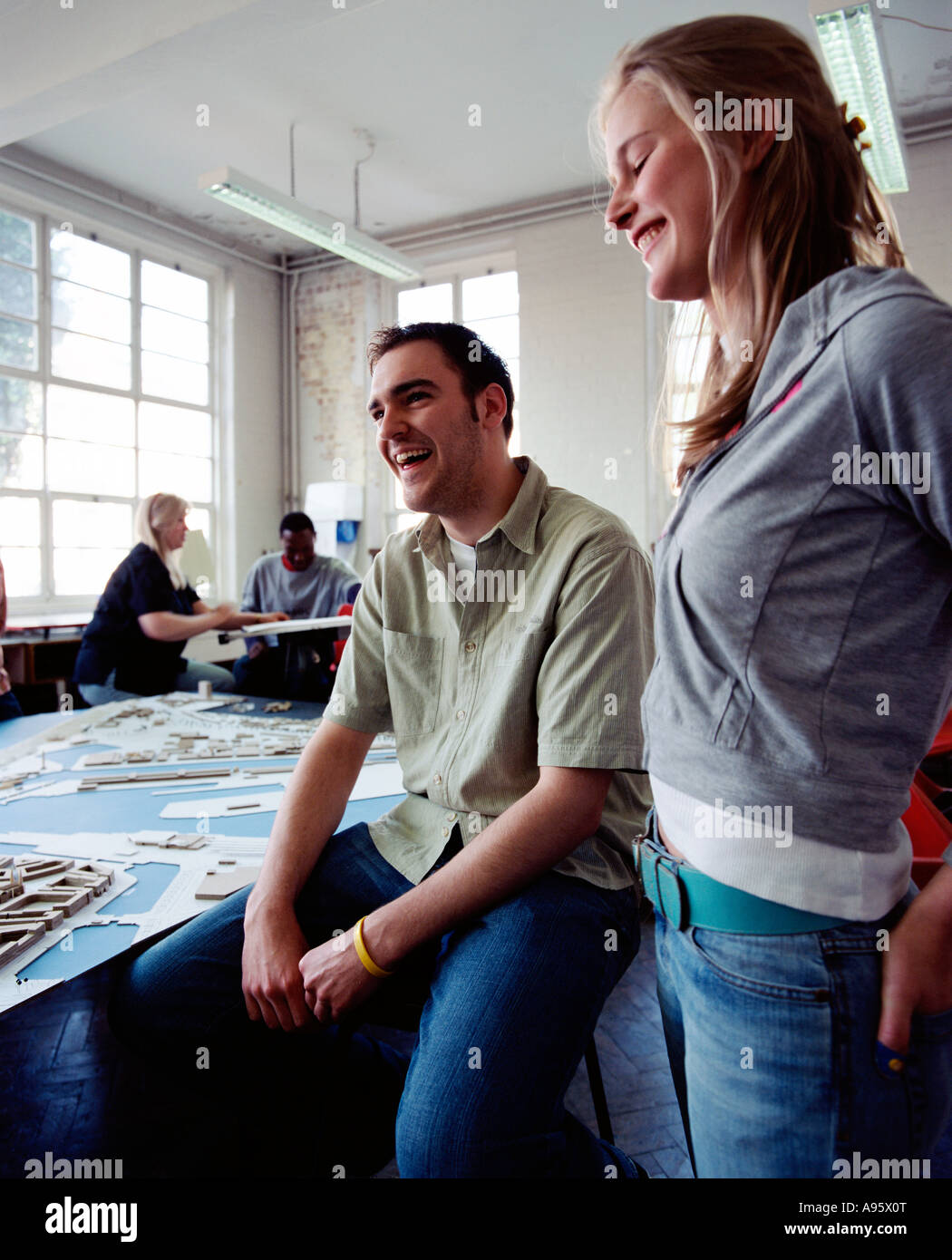 Students working on art project hi-res stock photography and images - Alamy