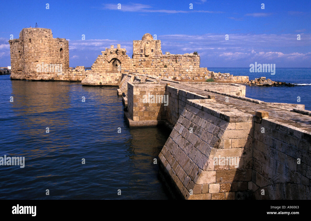 The sea castle hi-res stock photography and images - Alamy