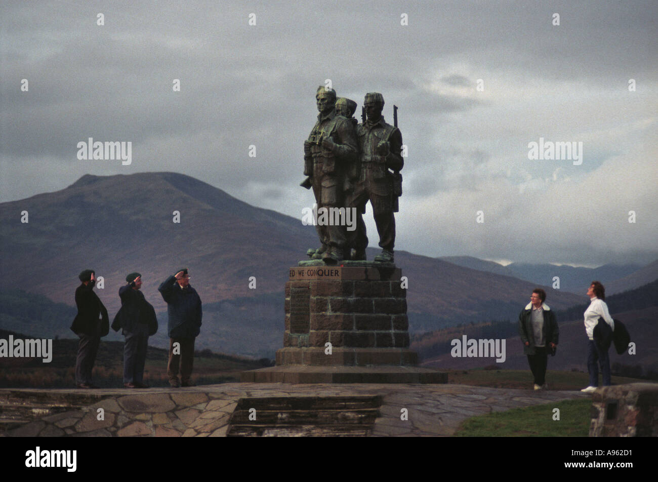 Royal marine commando memorial hi-res stock photography and images - Alamy