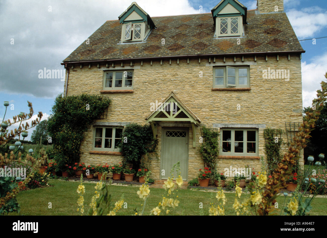 Country House Exterior Stock Photo - Alamy