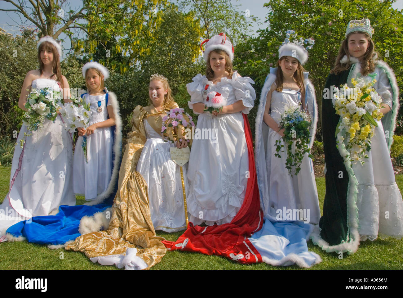 The 2007 London May Queen (seated) with the 5 May Queens from the ...