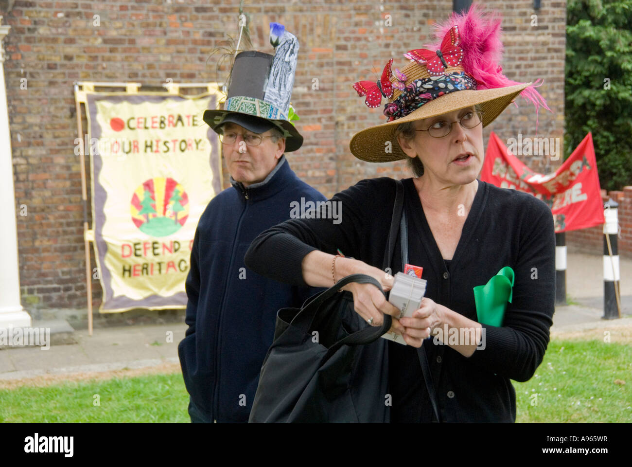 William Morris Gallery under threat. Protest at Walthamstow, 5 May 2007 ...