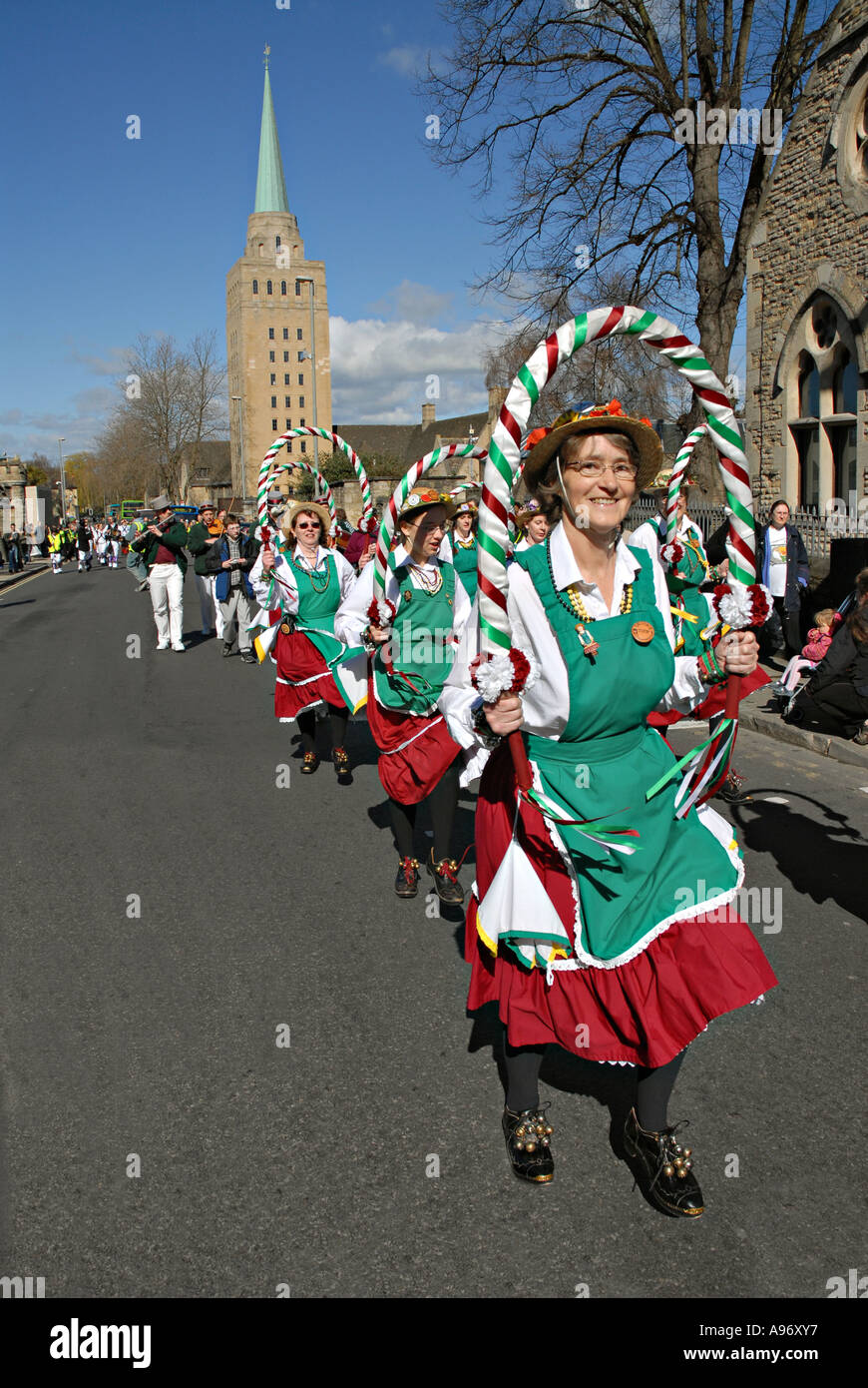 English country dance hi-res stock photography and images - Alamy