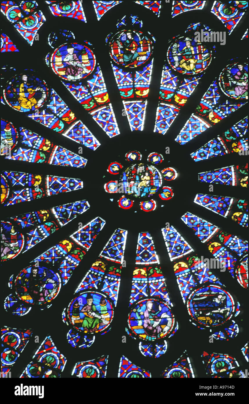 North Rose Window Notre Dame Cathedral Stock Photos & North Rose Window ...
