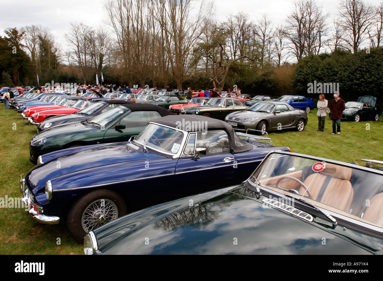 Tudor gathering hi-res stock photography and images - Alamy