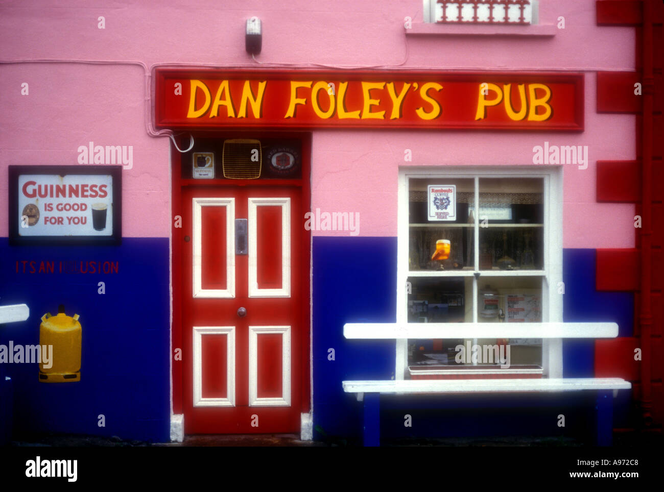 Dan Foleys Pub and Bar in Annascaul Southern ireland Stock Photo - Alamy