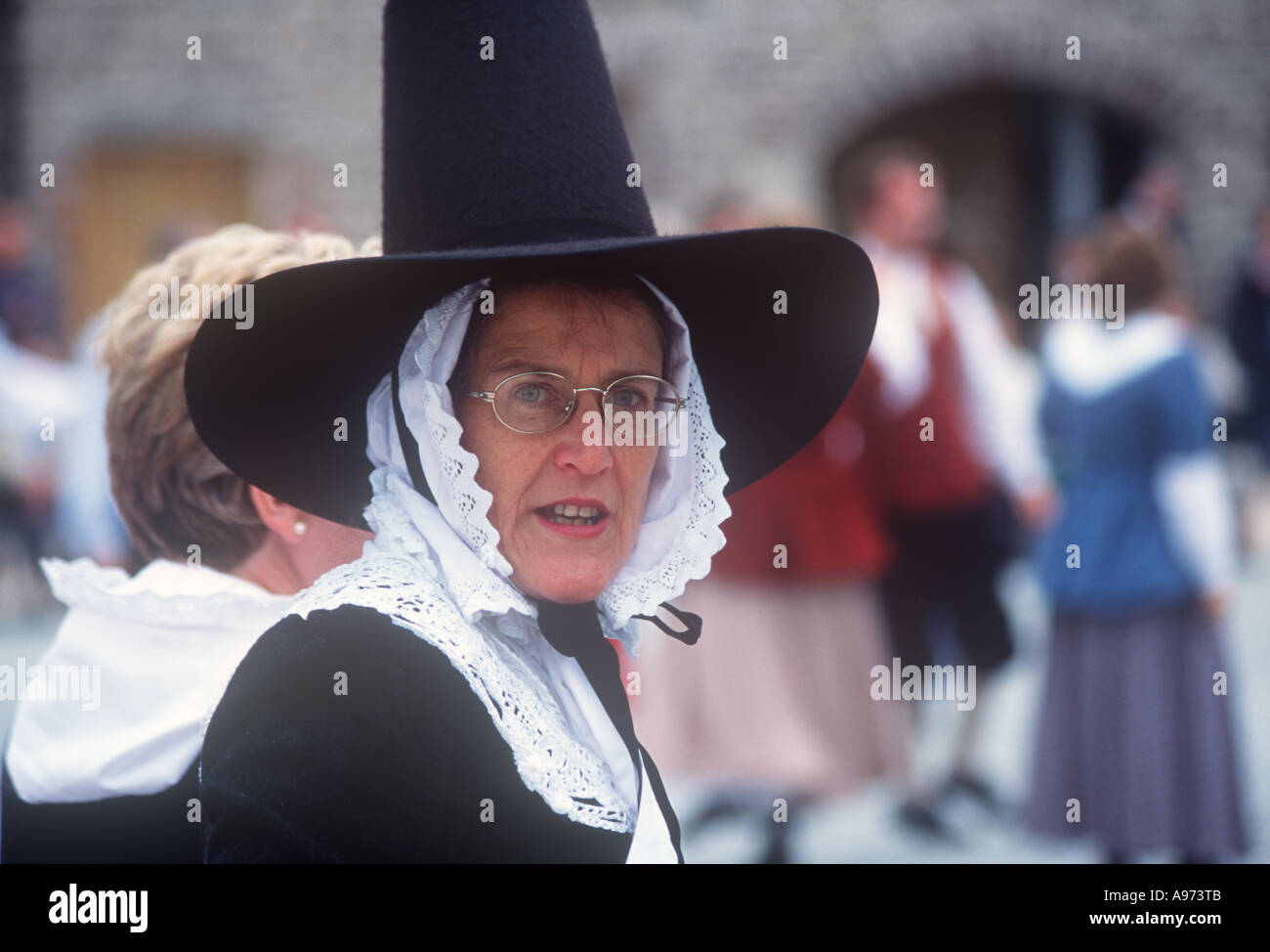 Women In Traditional Welsh Costume High Resolution Stock Photography ...
