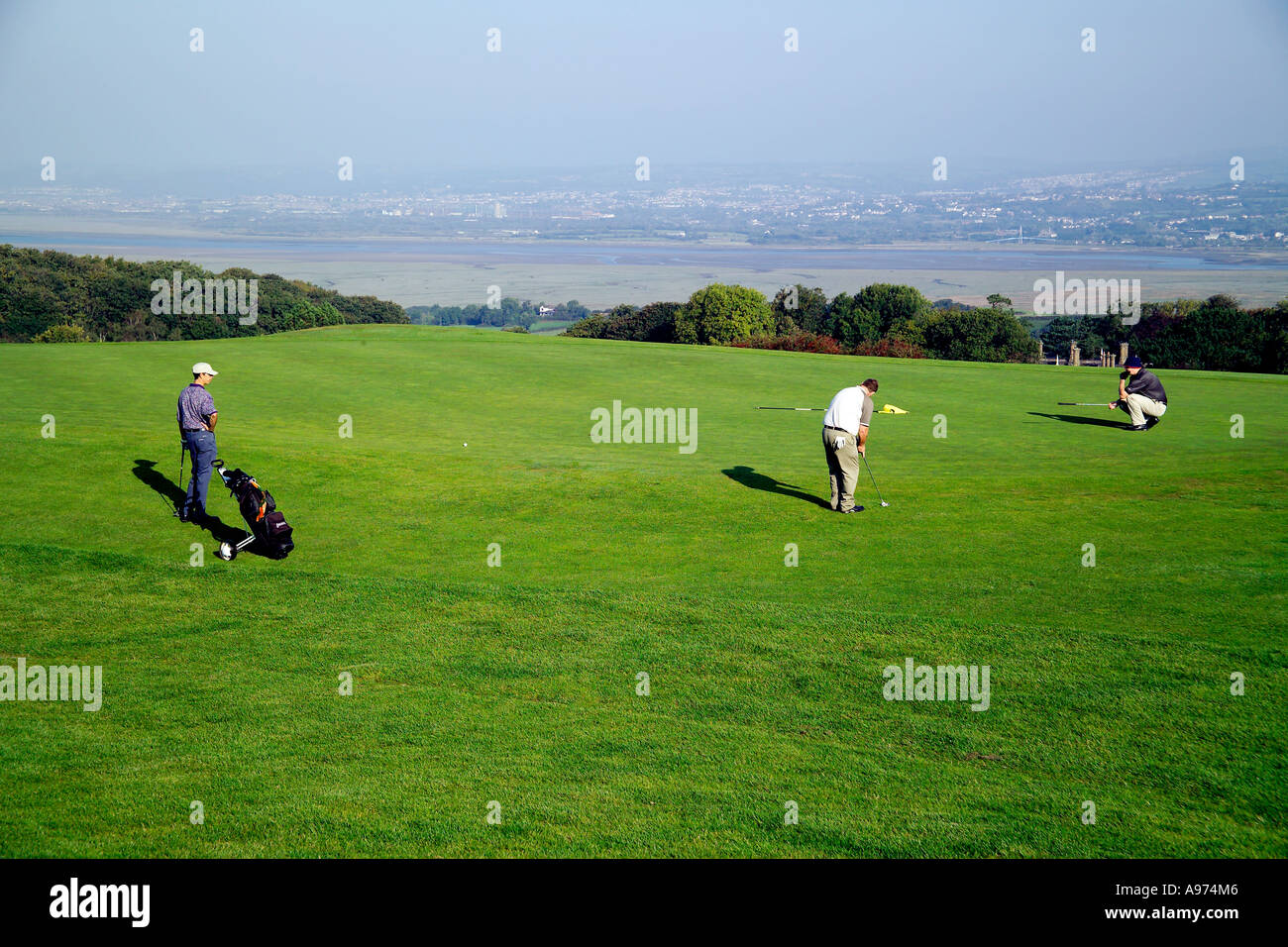 Group uk golfers hi-res stock photography and images - Alamy