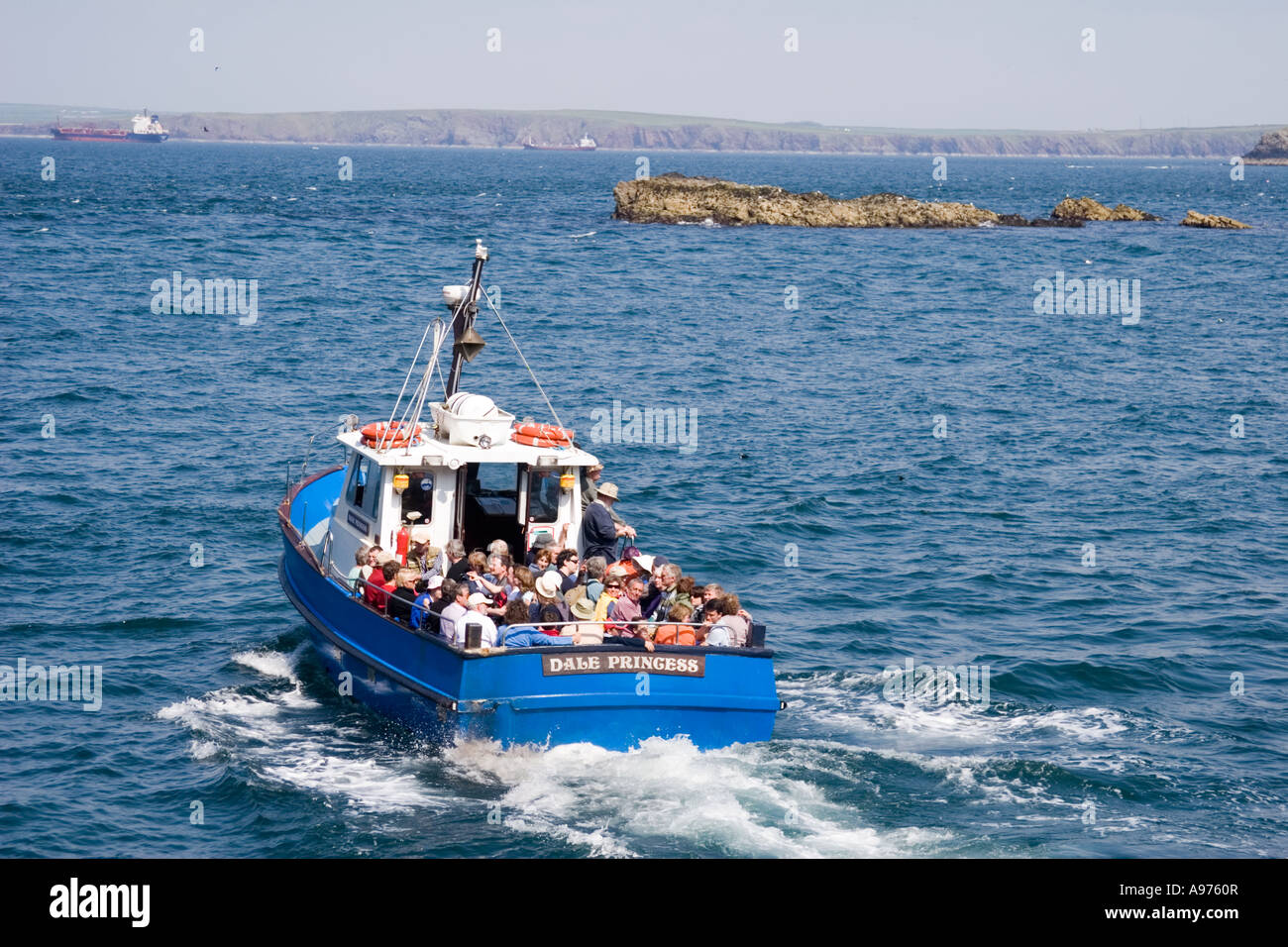 Dale Princess Boat Skomer Island Stock Photo - Alamy