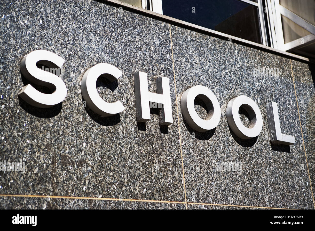 SCHOOL, SCHOOL SIGN, SIGN, EDUCATION Stock Photo - Alamy