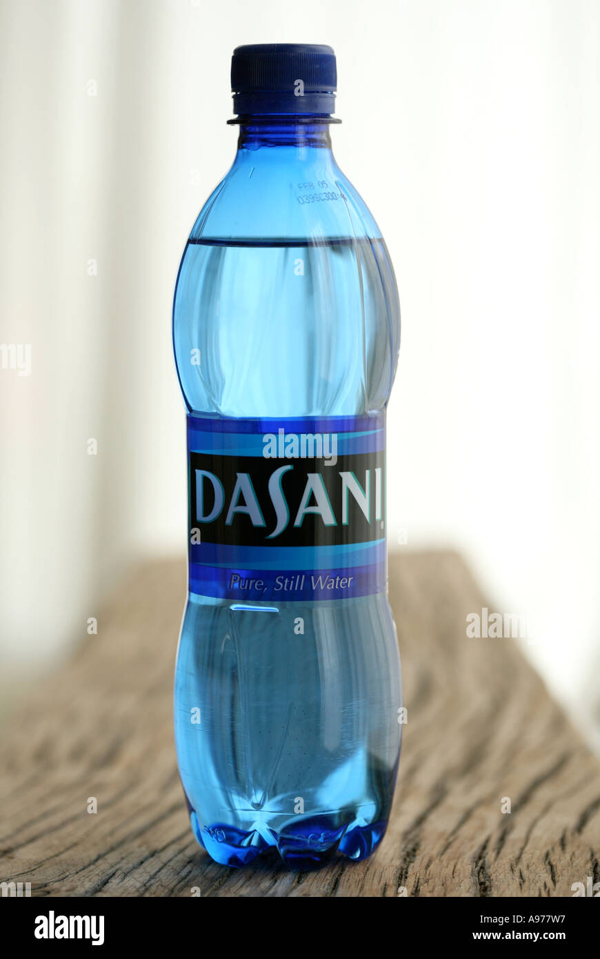 Dasani water hi-res stock photography and images - Alamy