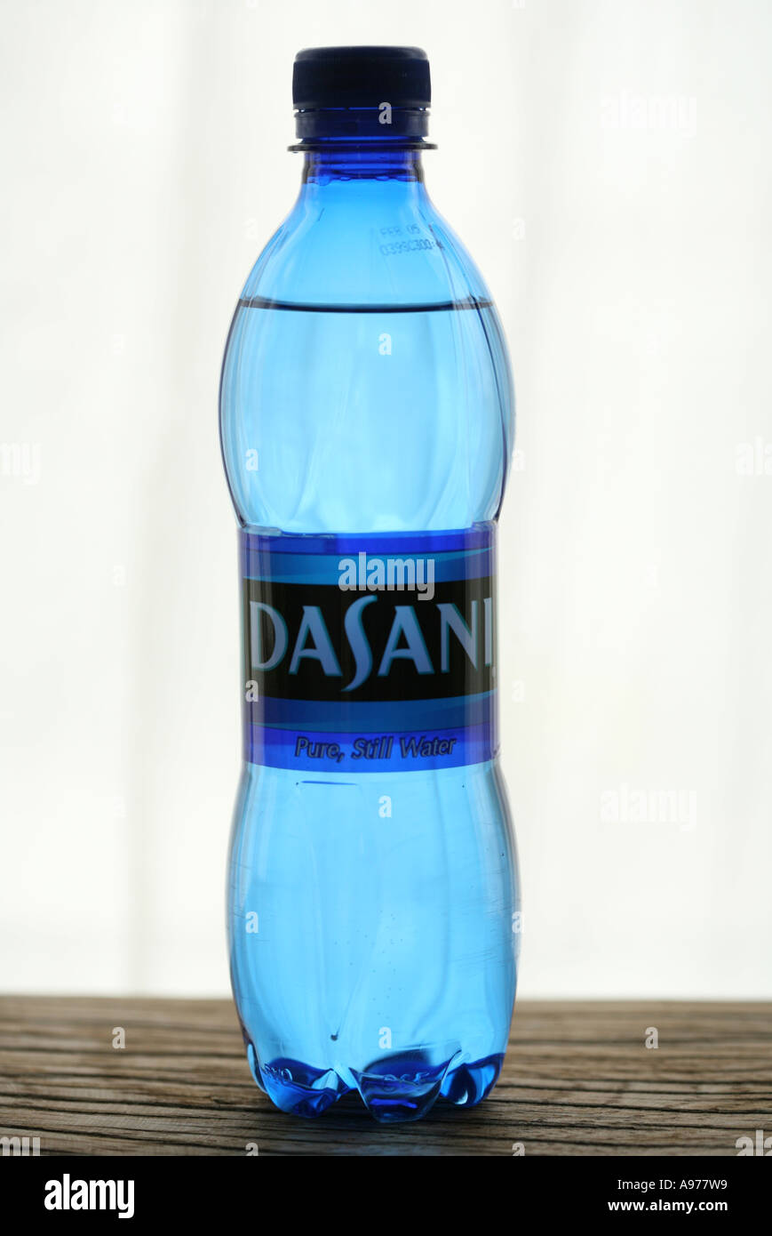 Dasani water hi-res stock photography and images - Alamy