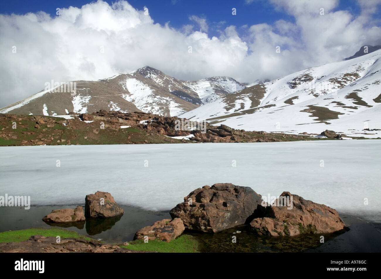 Oukaimeden morocco ski hi-res stock photography and images - Alamy