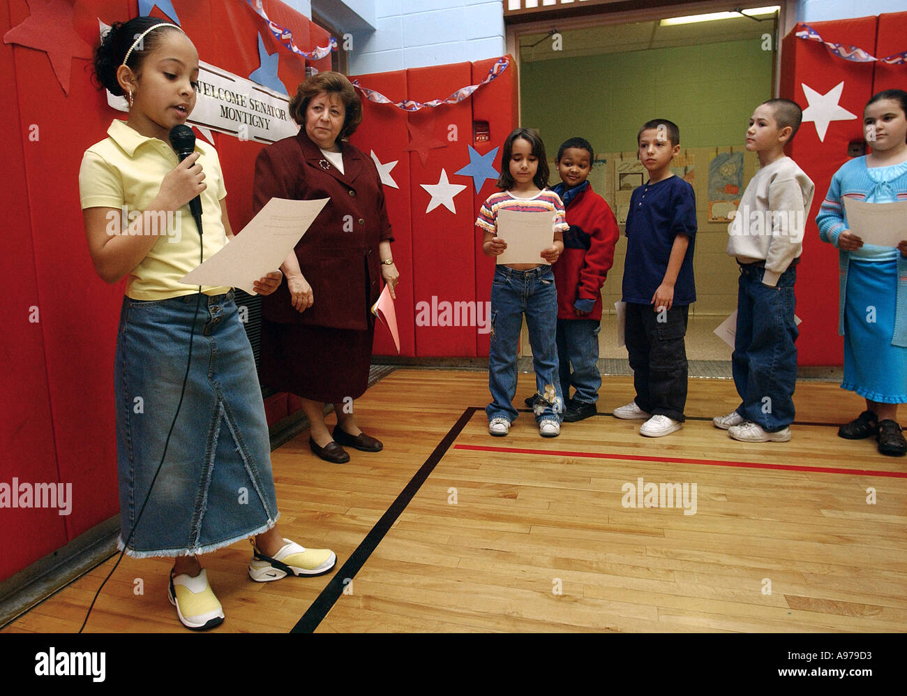 School assembly hi-res stock photography and images - Alamy