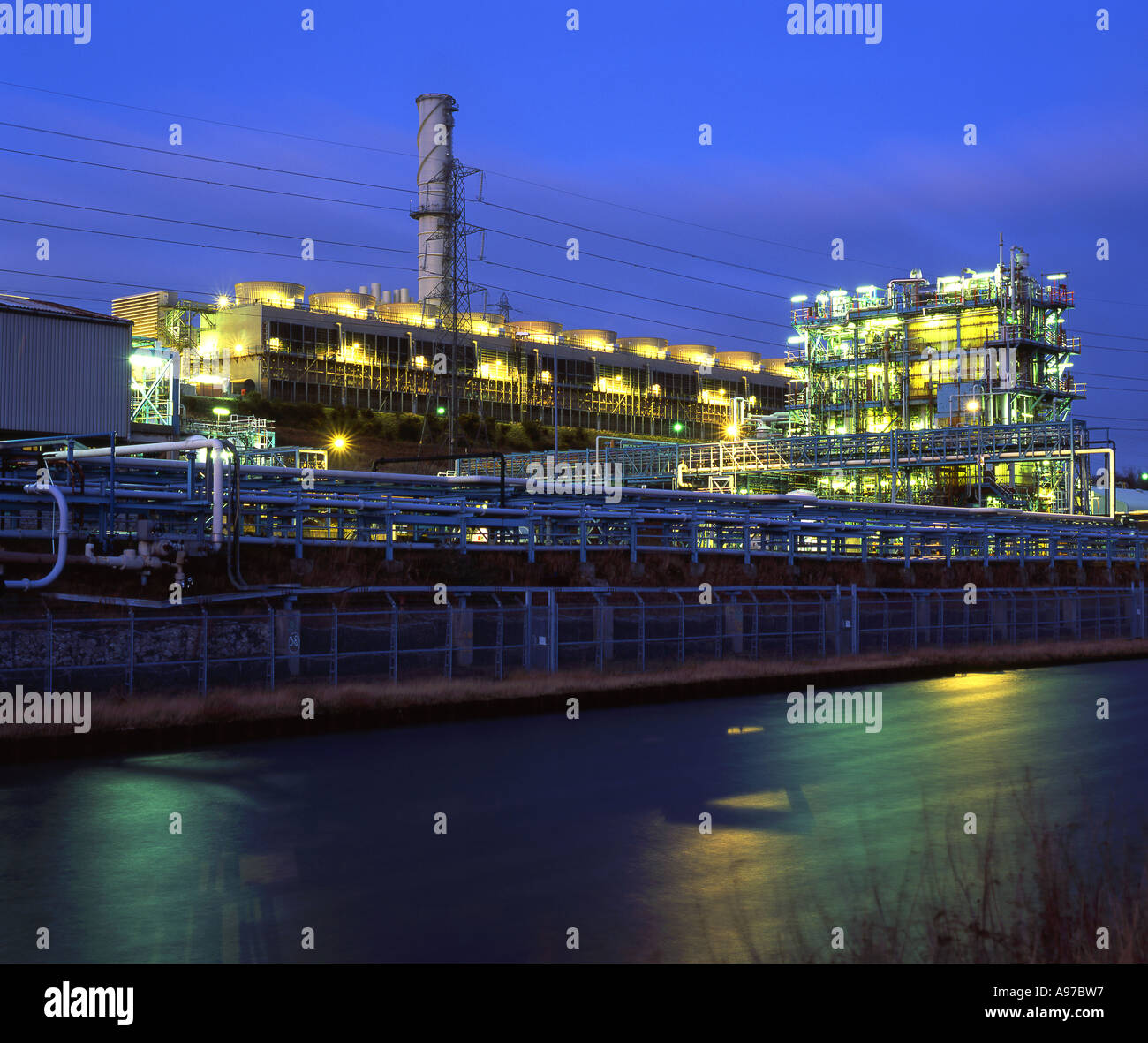 Runcorn Power Station and the River Weaver, Near Runcorn, Cheshire ...