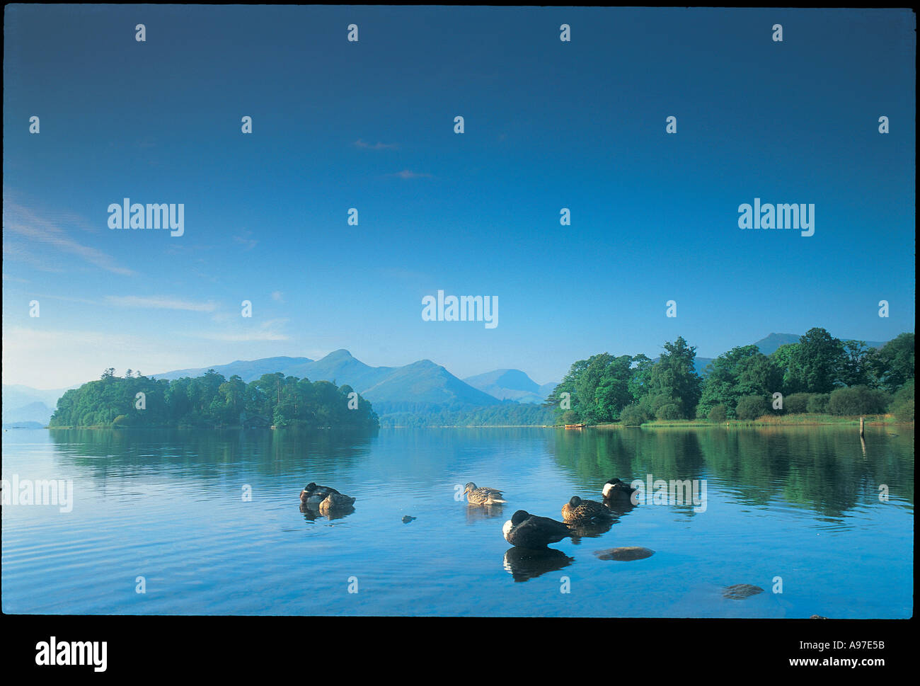 Derwent water lake district hi-res stock photography and images - Alamy