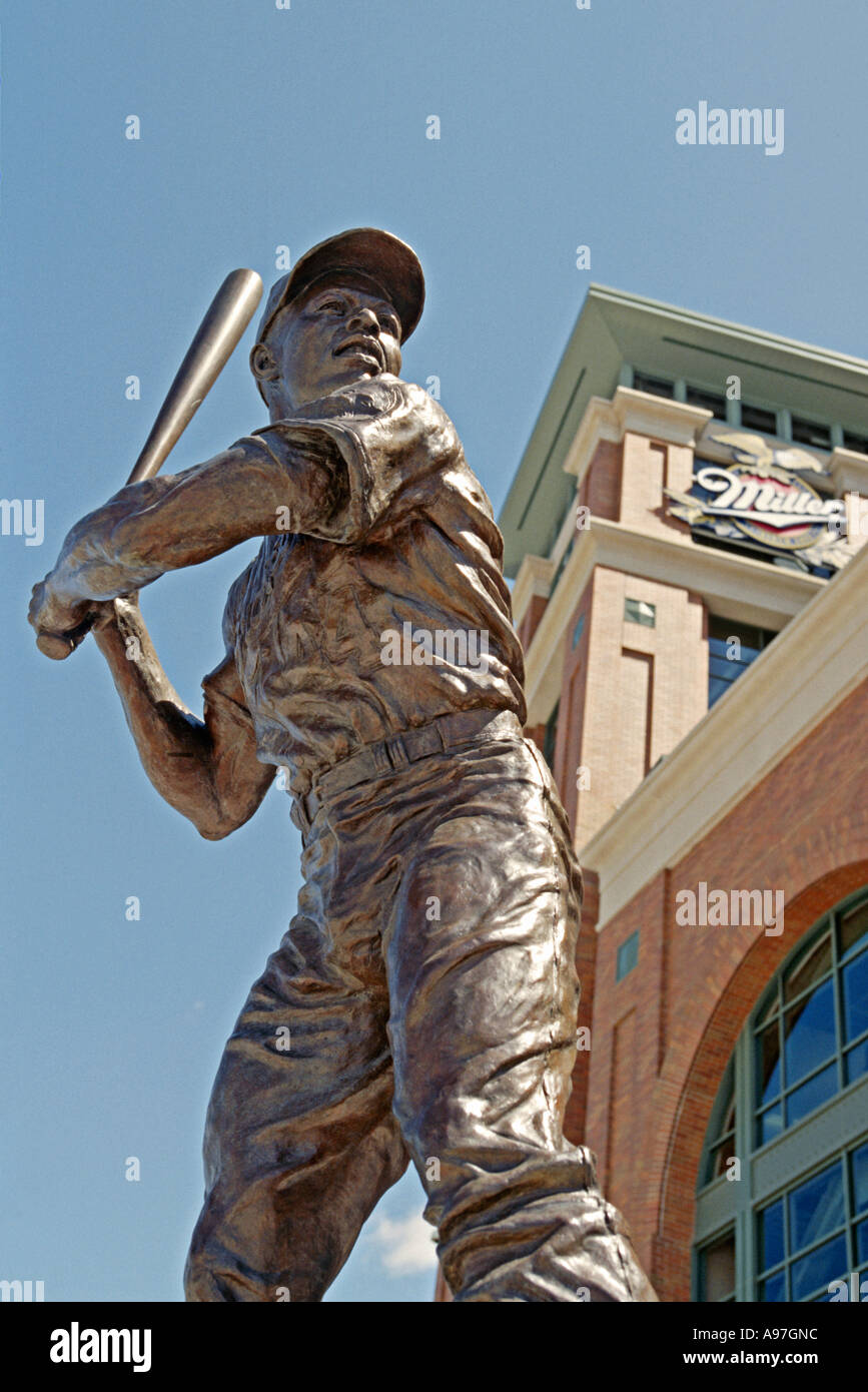 WISCONSIN Milwaukee Miller Park exterior Hank Aaron statue Home of ...