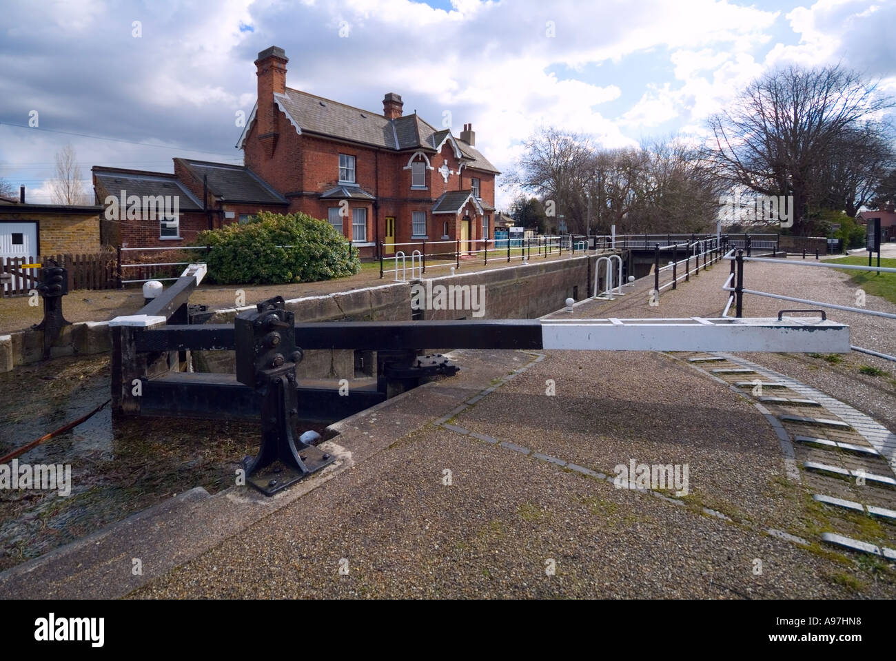 Enfield Navigation Canal Lock Stock Photo - Alamy