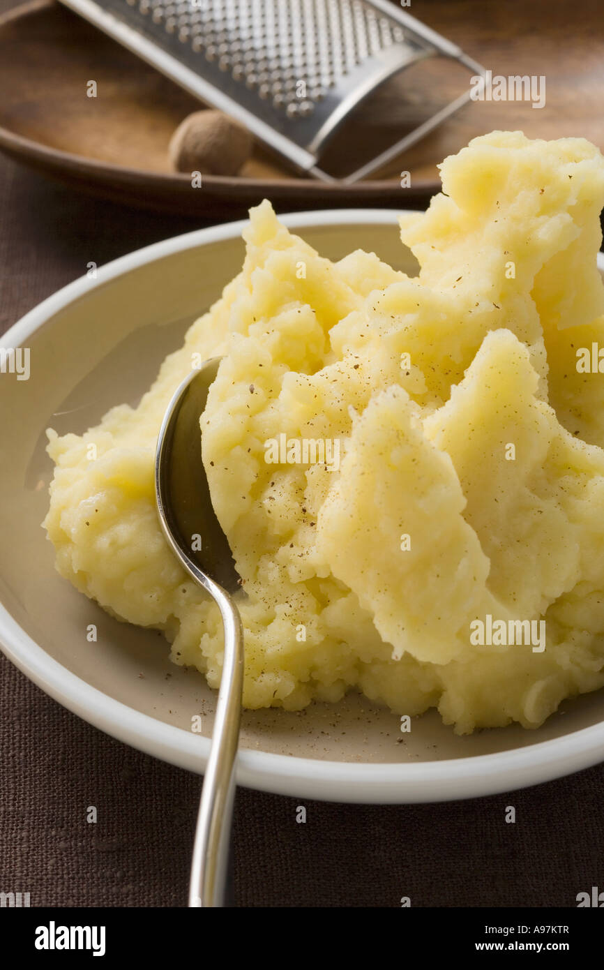 Mashed potato with nutmeg on plate FoodCollection Stock Photo - Alamy