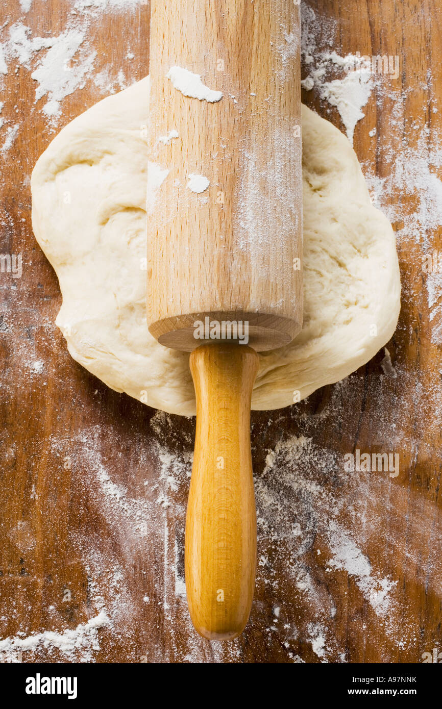 Dough with rolling pin FoodCollection Stock Photo - Alamy