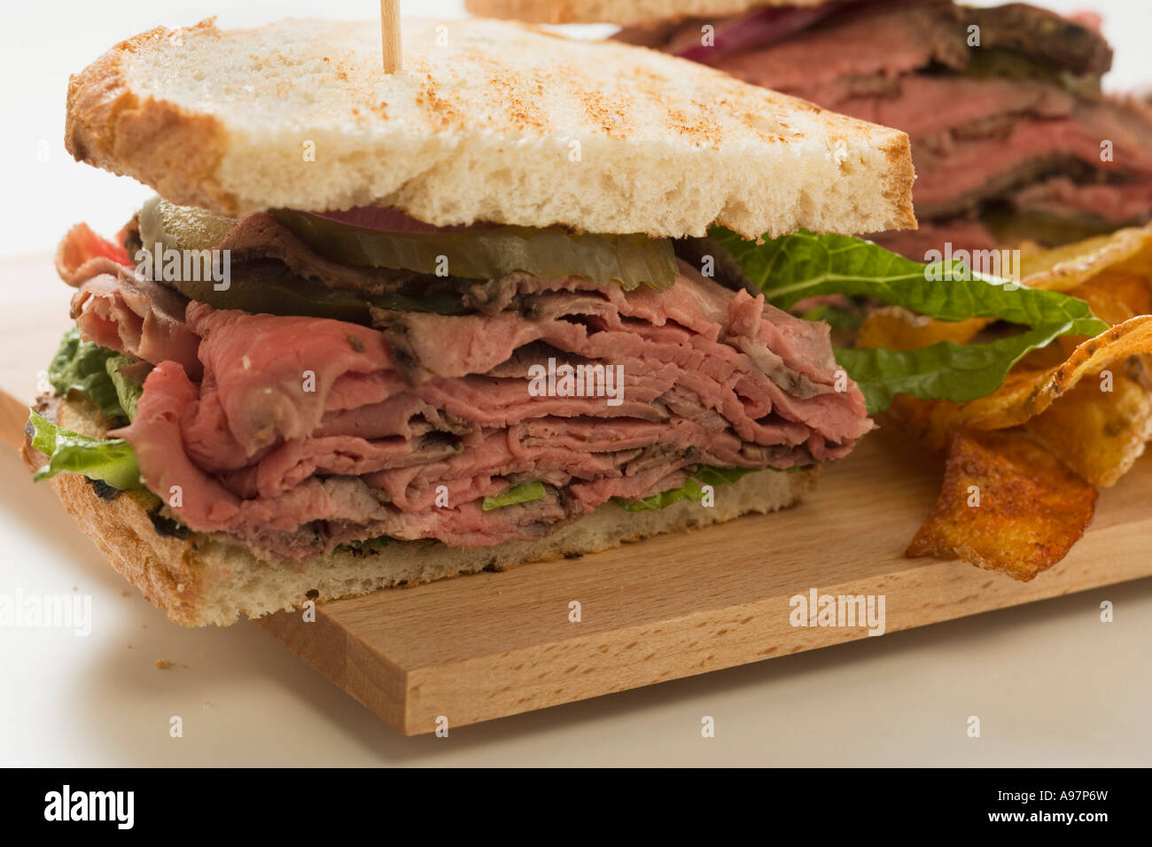 Roast beef sandwich with crisps FoodCollection Stock Photo - Alamy