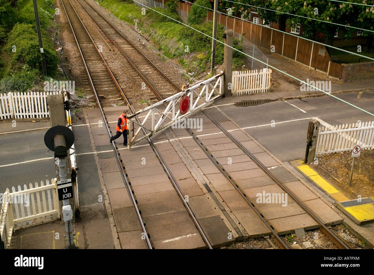 Level crossing gate hi-res stock photography and images - Alamy