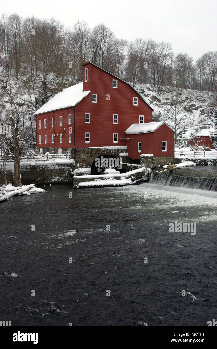 Winter clinton red mill village hi-res stock photography and images - Alamy