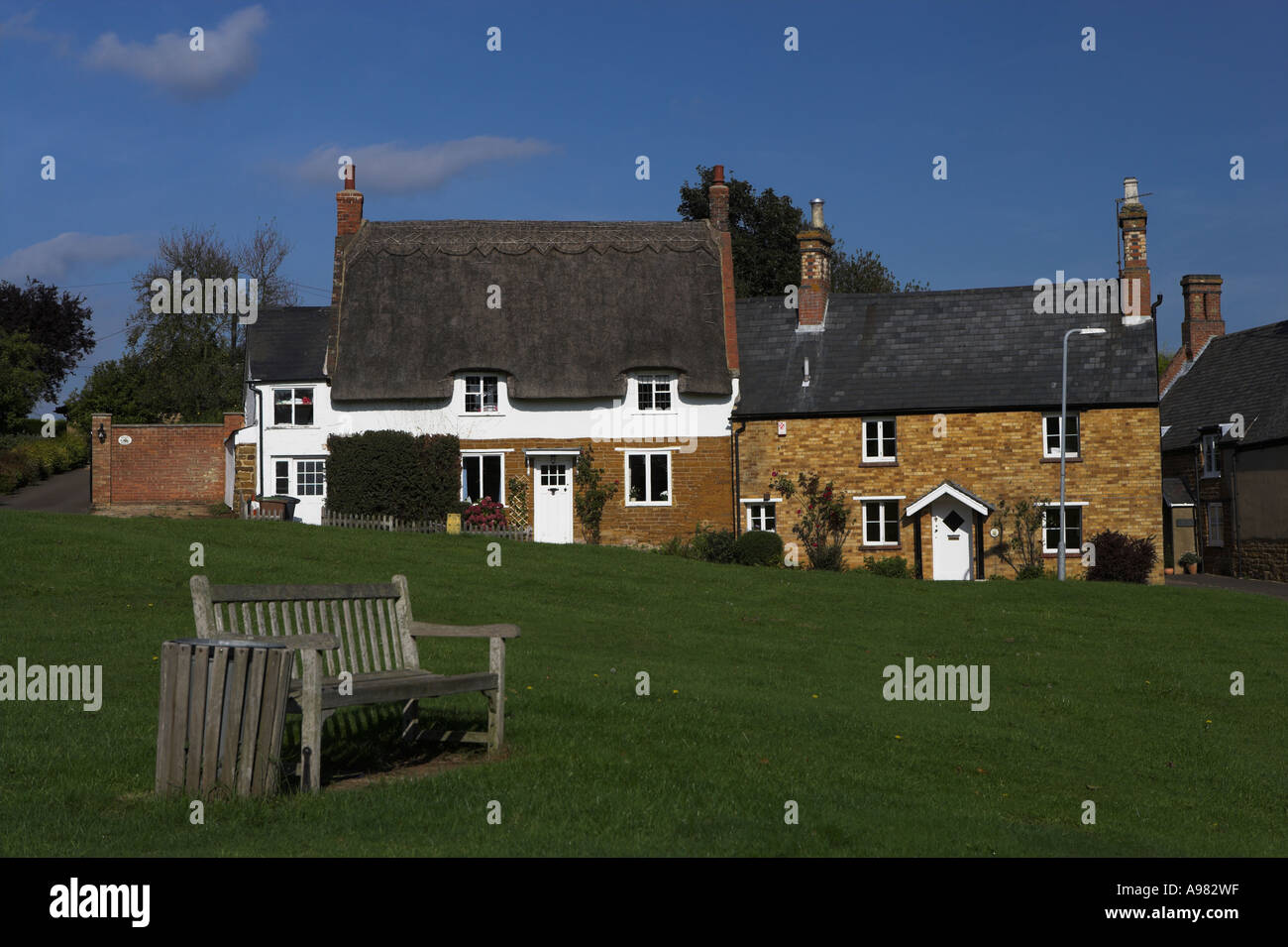 Creaton hi-res stock photography and images - Alamy