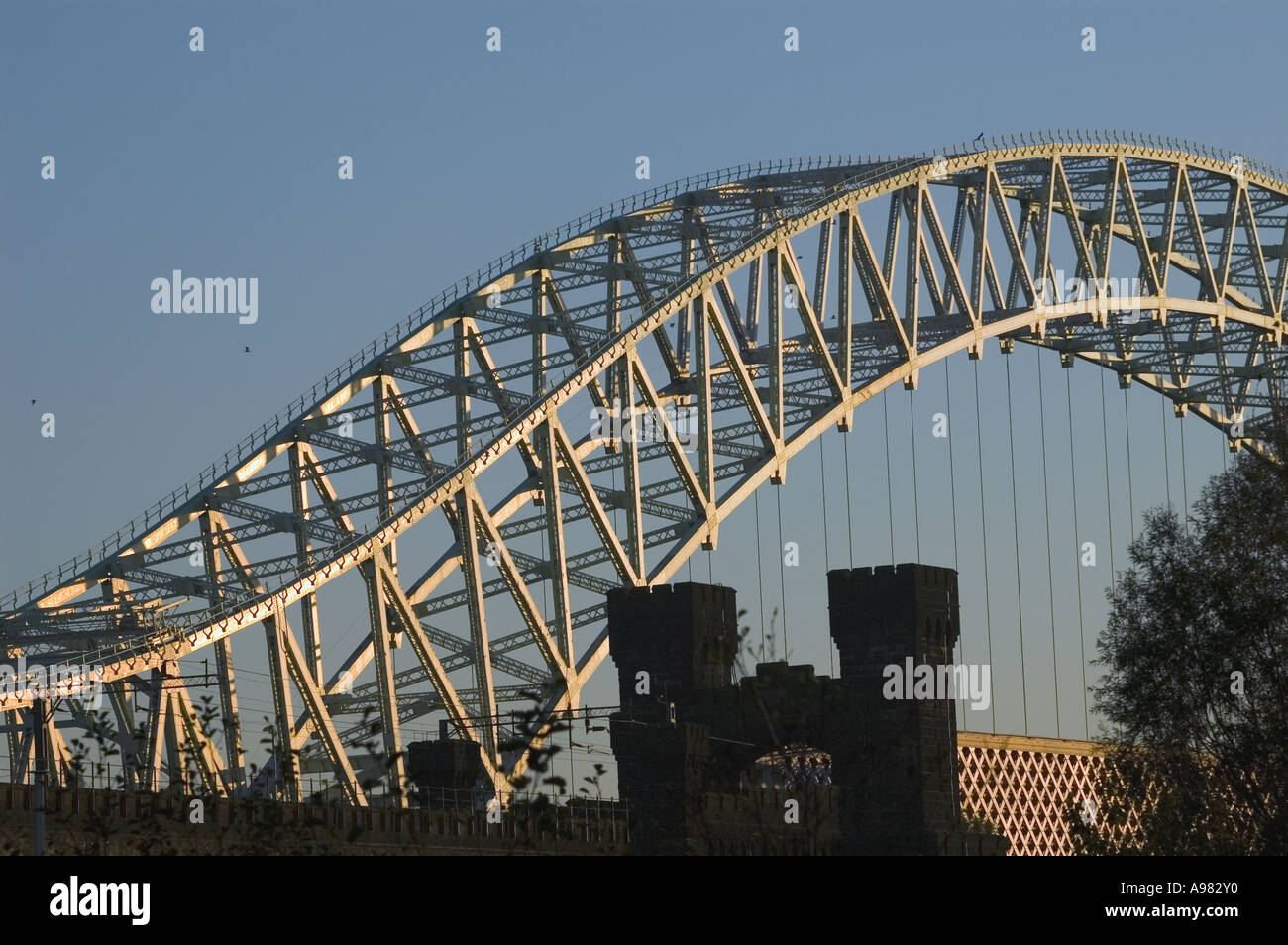 Runcorn suspension bridge hi-res stock photography and images - Alamy