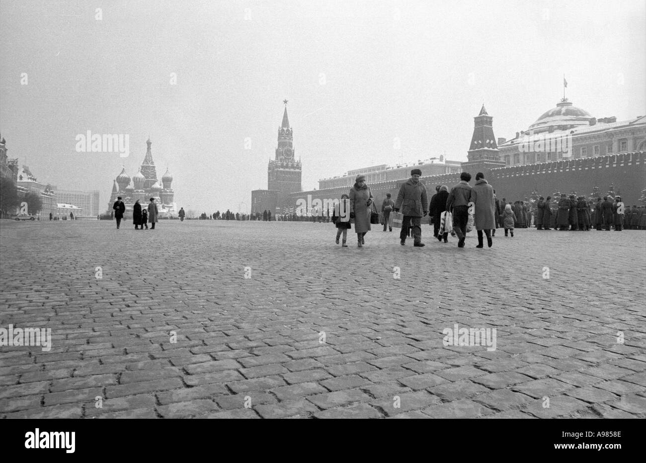 Red Square in Moscow in the last days of the Soviet Union Stock Photo ...