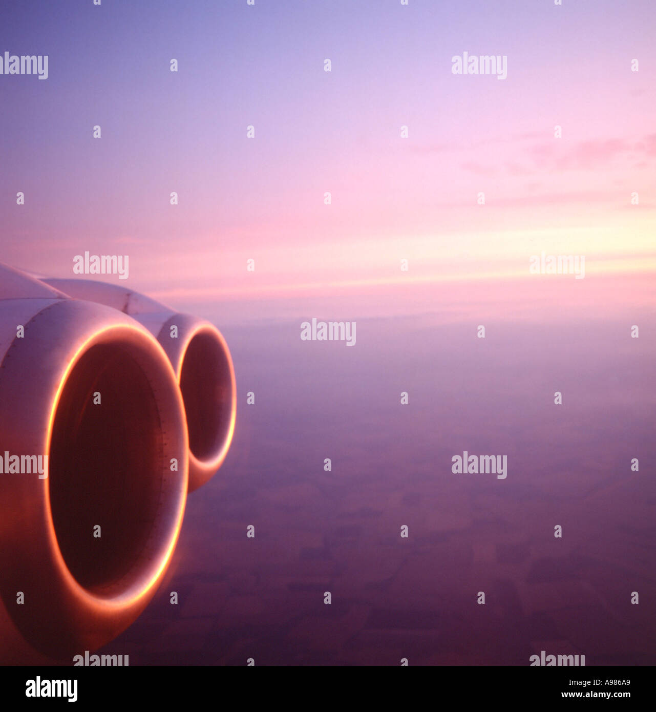 Aeroplane engines hi-res stock photography and images - Alamy
