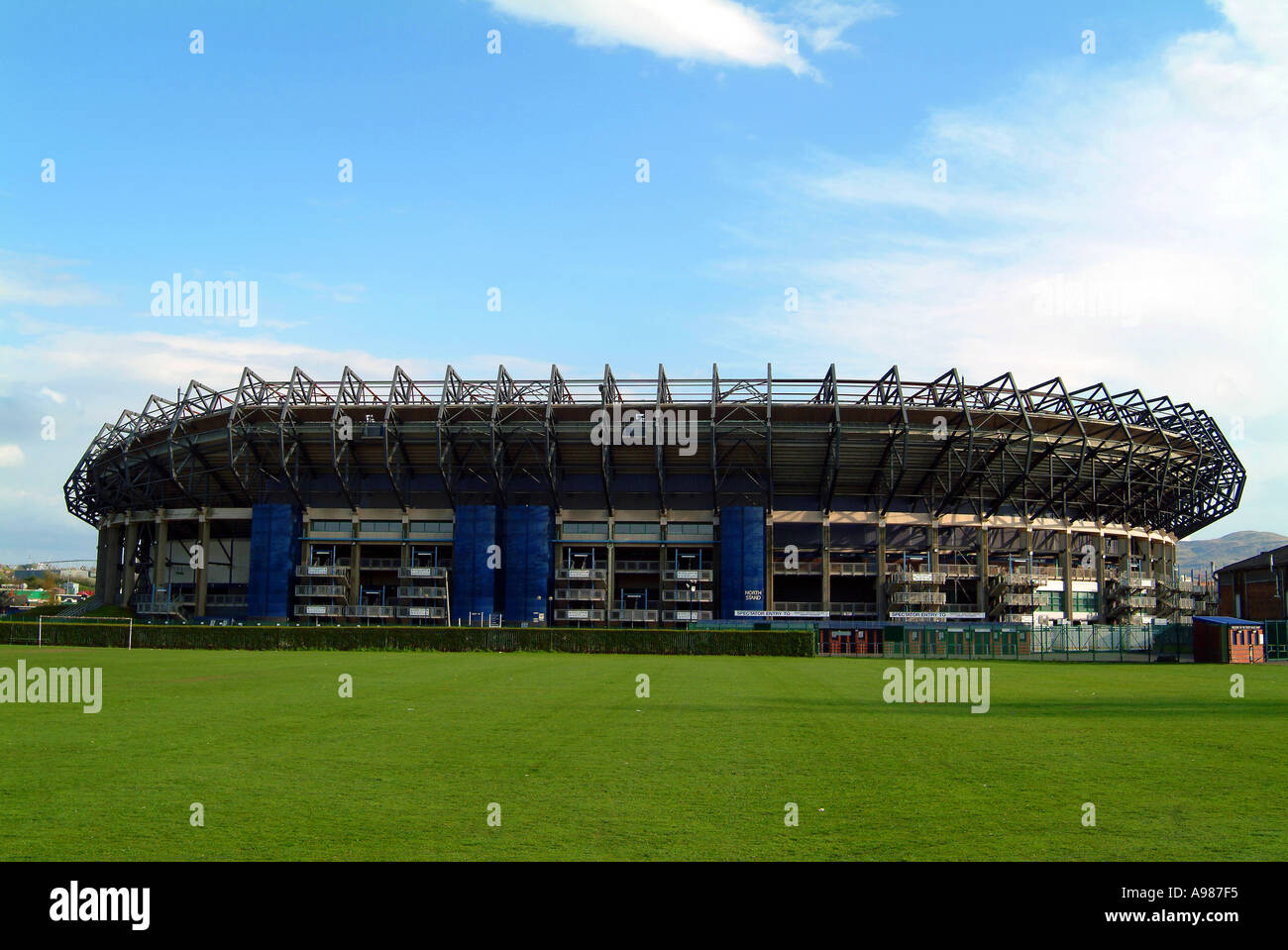 Murrayfield stadium heart of midlothian hi-res stock photography and ...