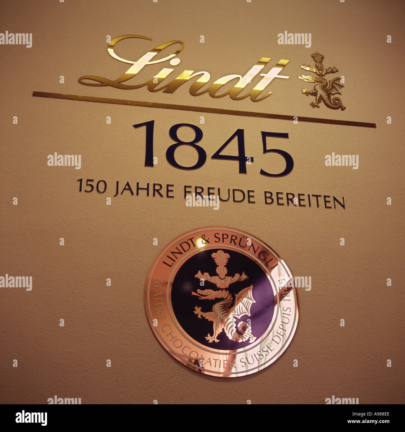 Lindt sprungli chocolate factory interior hi-res stock photography and ...