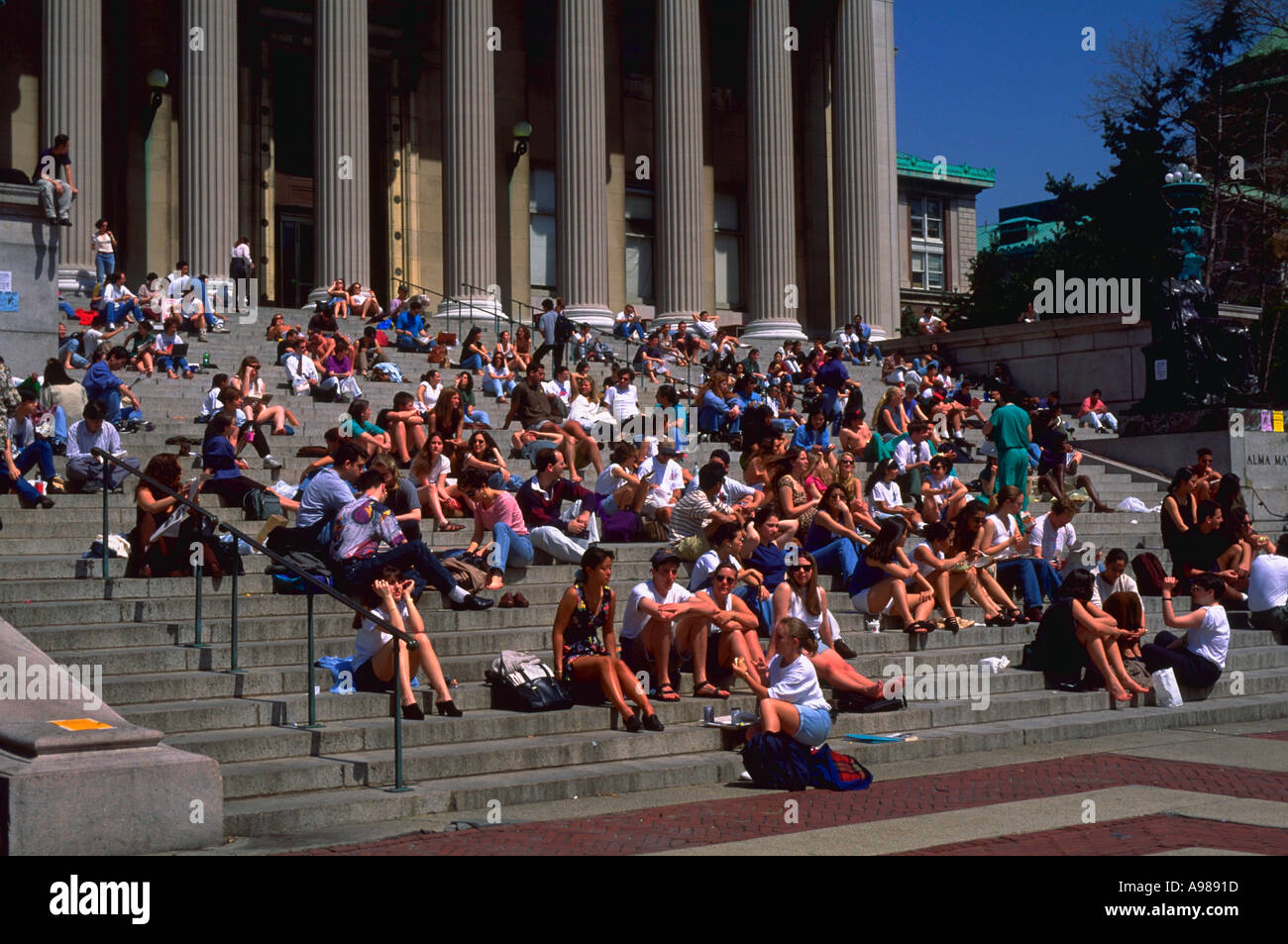 Columbia university and woman hi-res stock photography and images - Alamy