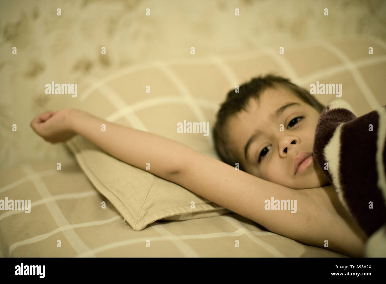 Unwell child hi-res stock photography and images - Alamy