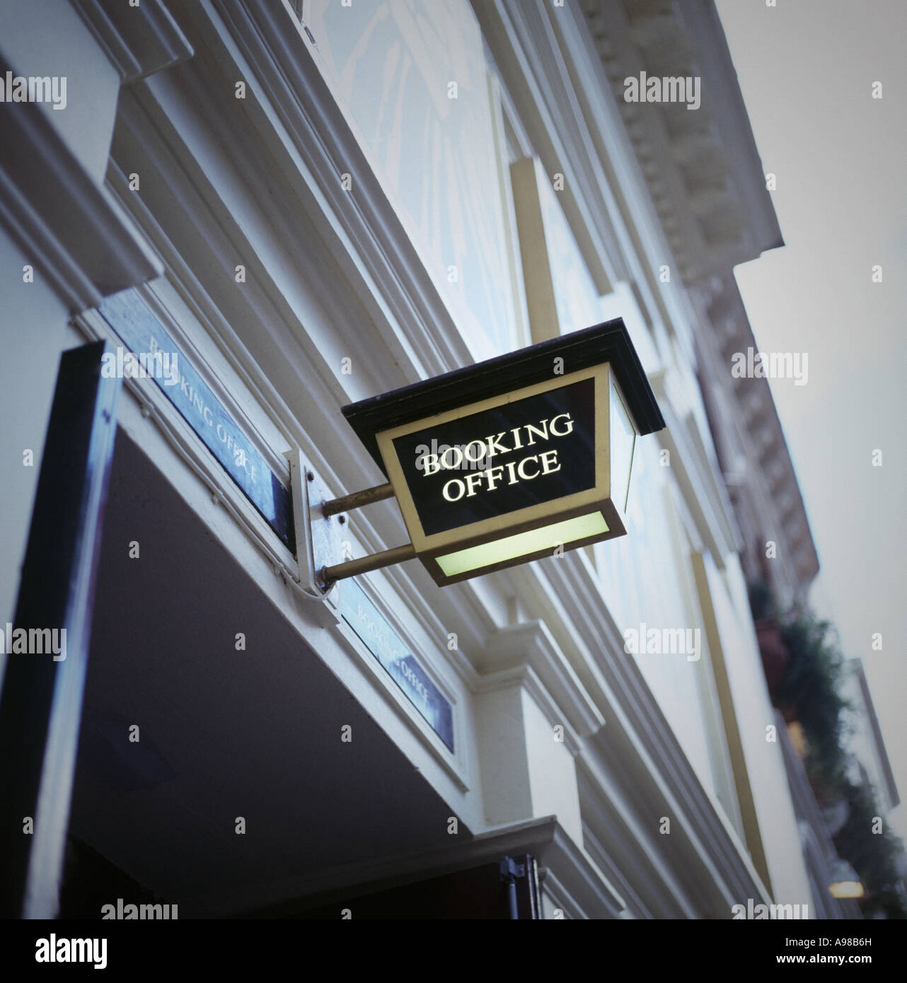 Theatre booking office sign, The Lyceum Theatre, London Stock Photo - Alamy