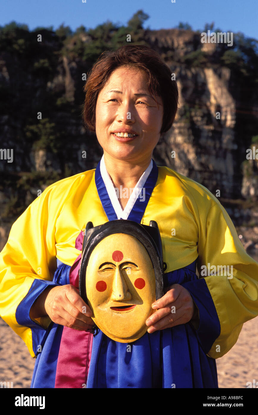 Korea female team hi-res stock photography and images - Alamy