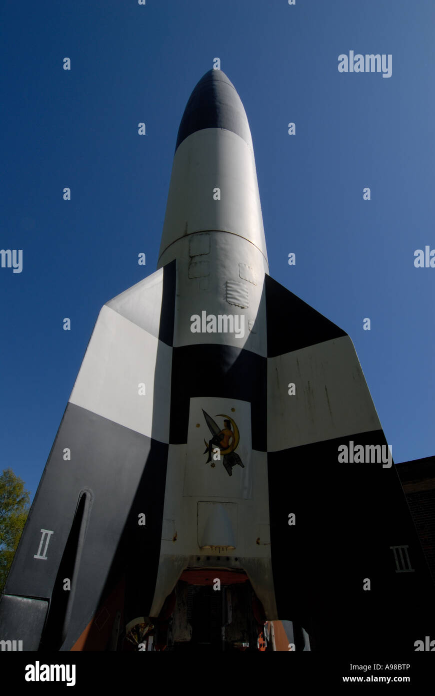 Rocket v2 hi-res stock photography and images - Alamy