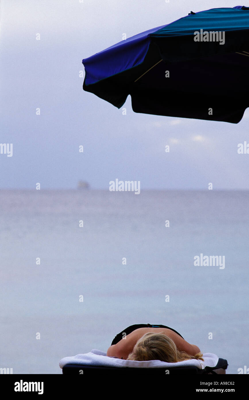 Lady sunbather hi-res stock photography and images - Alamy