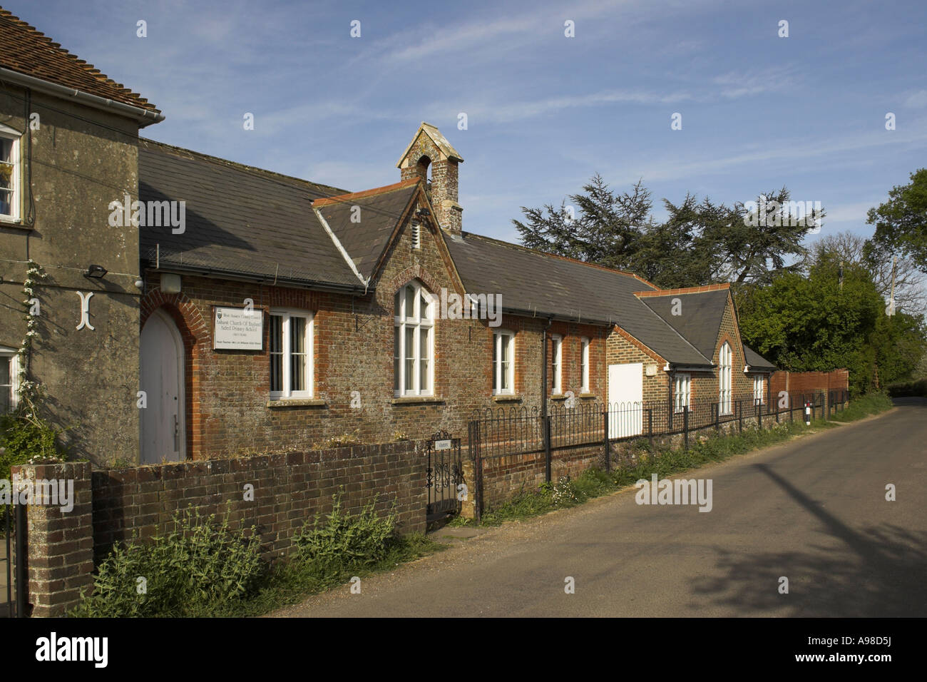 Primary school railings uk playground hi-res stock photography and ...