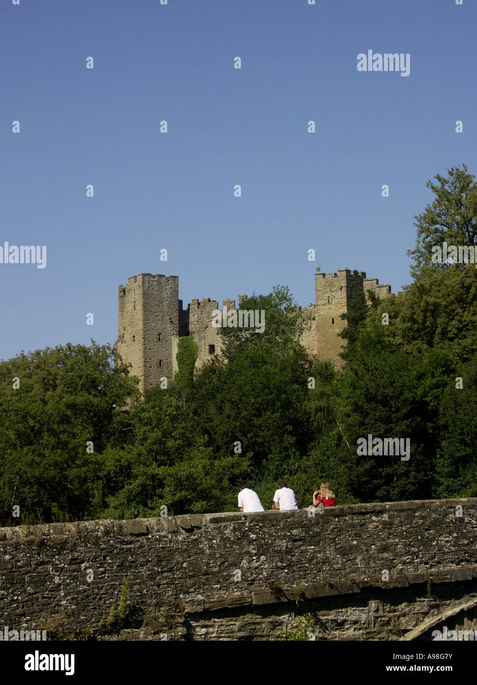 Bridge ludlow castle architecture hi-res stock photography and images ...