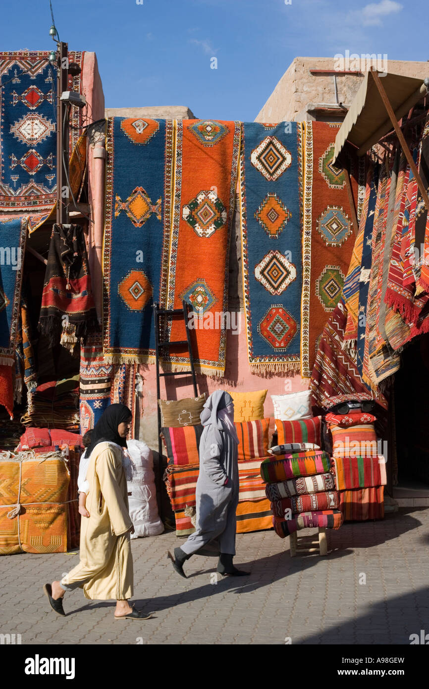 Souk marrakech hi-res stock photography and images - Alamy